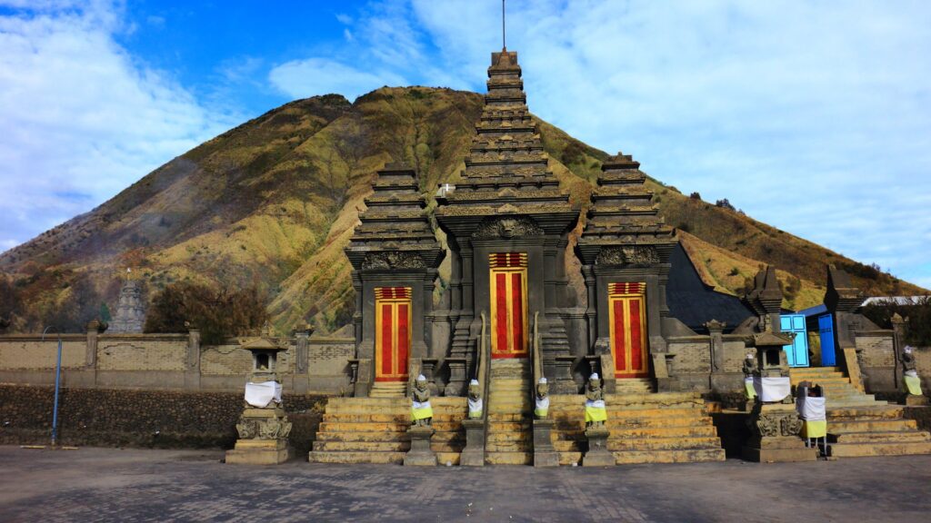 Exploring Mount Bromo - Sierra Travel